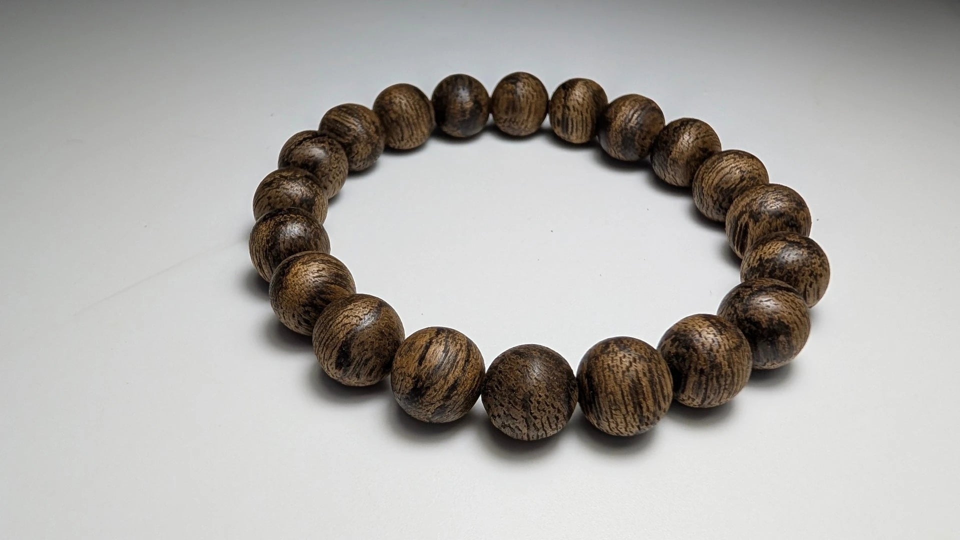 FFI Dark and Resinous Wild Agarwood bracelets - Grandawood- Agarwood